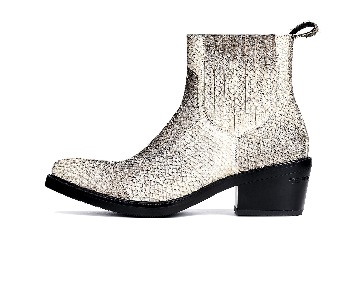 Fish skin Chelsea – TERRAINCOGNITA